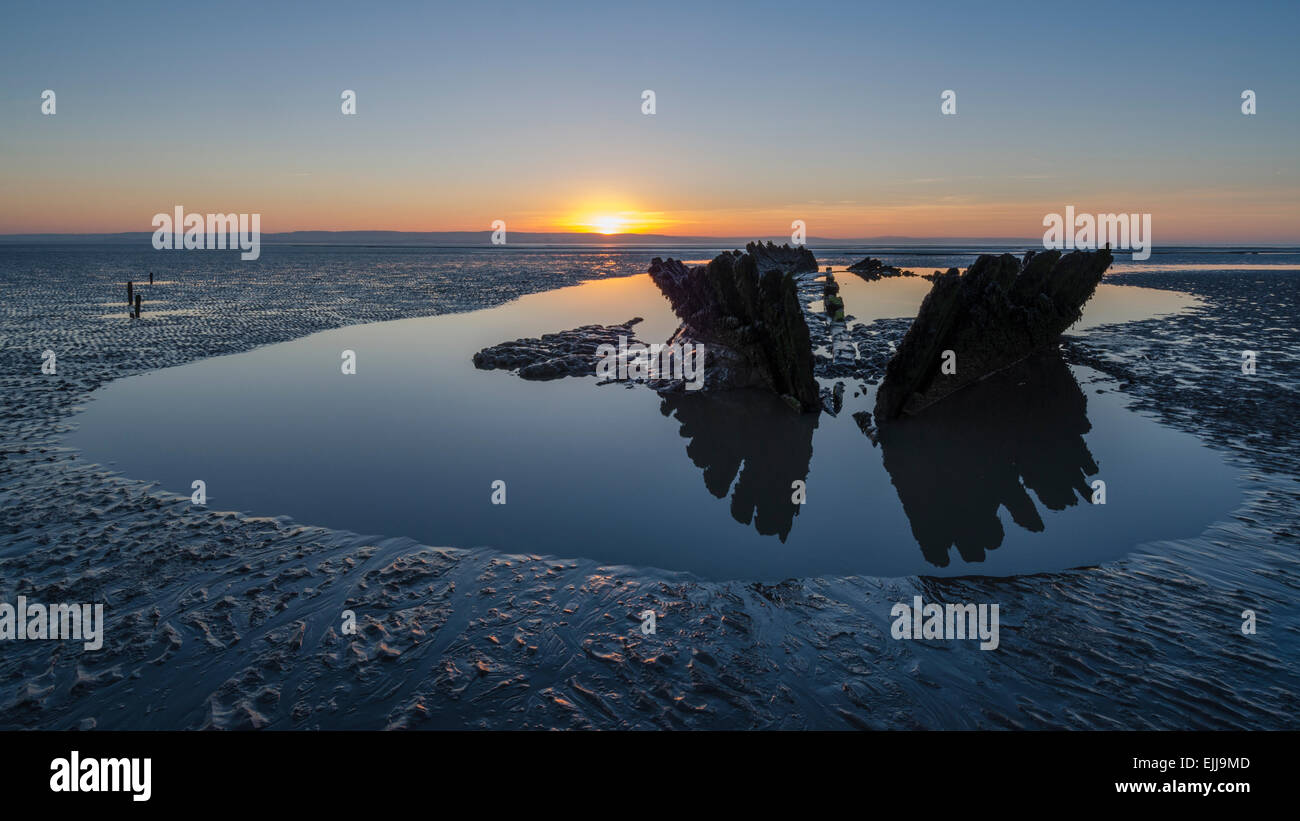 Shipwreck of The SS Nornen at sunset on Berrow Sands near Burnham on ...