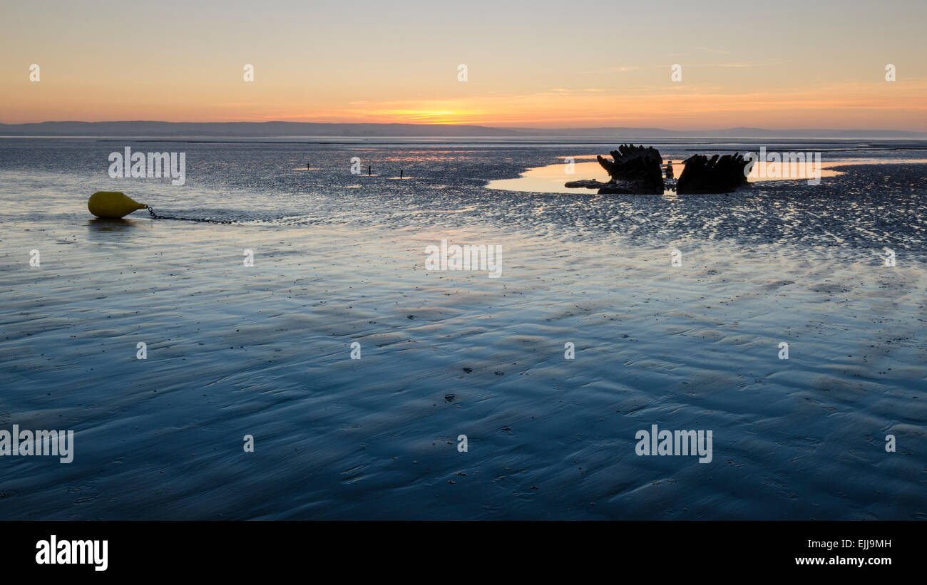 Shipwreck of The SS Nornen at sunset on Berrow Sands near Burnham on ...