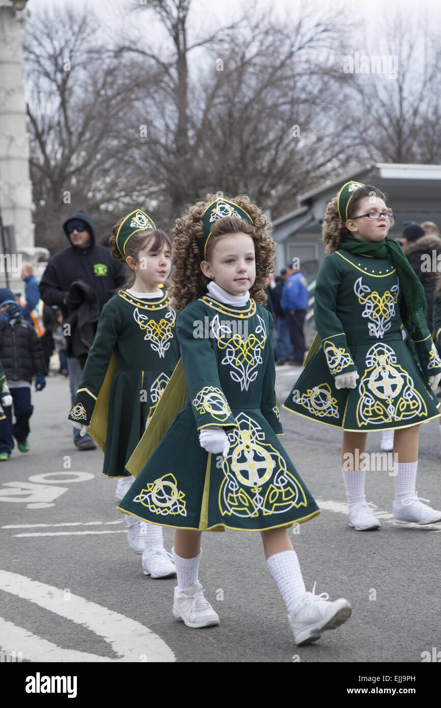 Irish dancers hi-res stock photography and images - Alamy