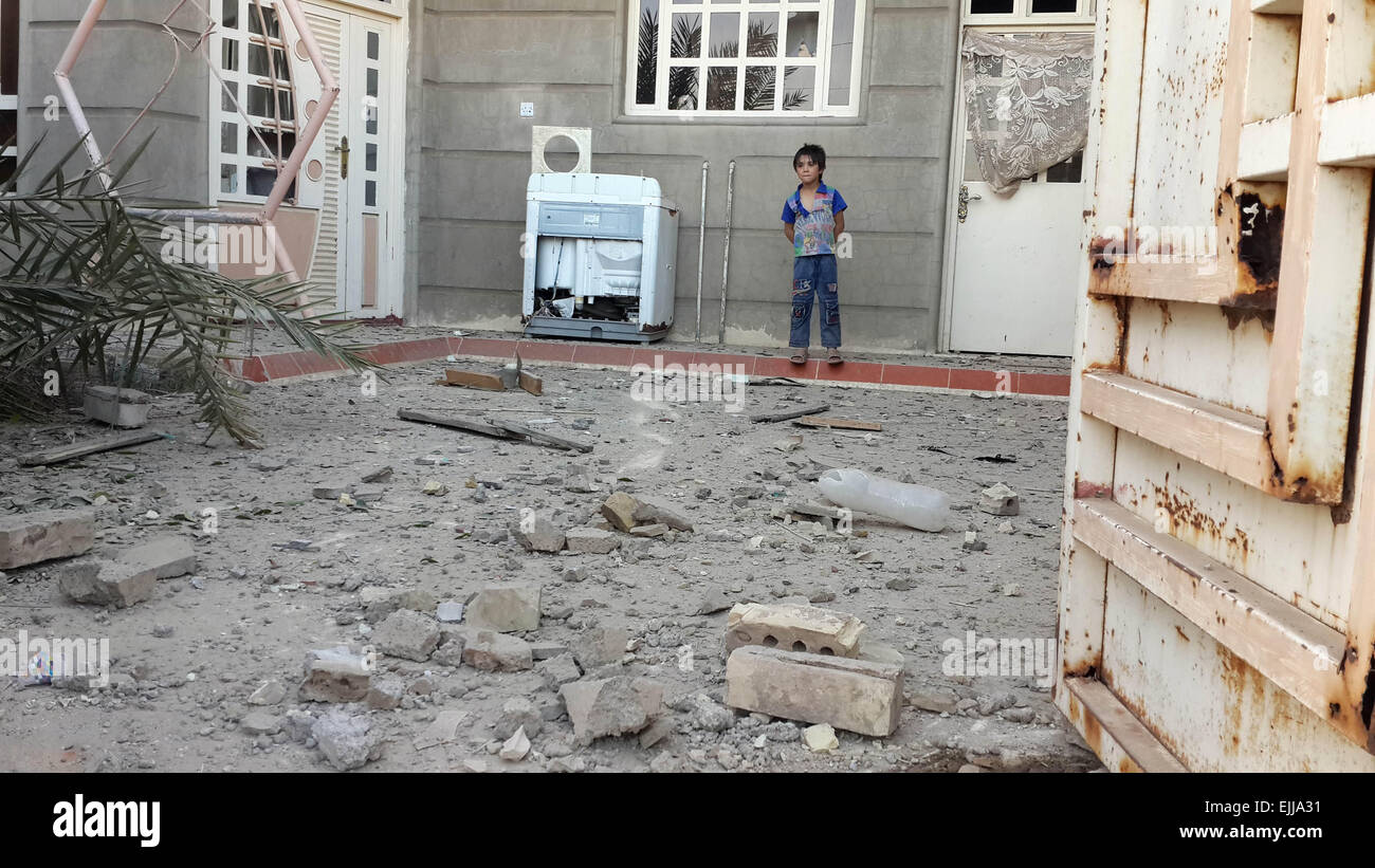 Damaged house of islamic hi-res stock photography and images - Alamy