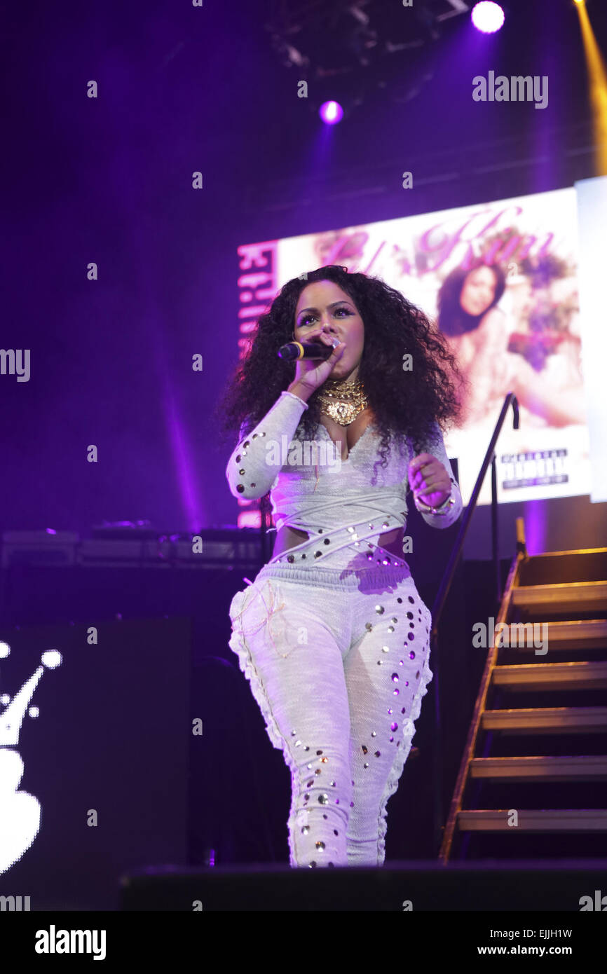 Rapper Lil' Kim performs live on stage during the Source360 at The ...