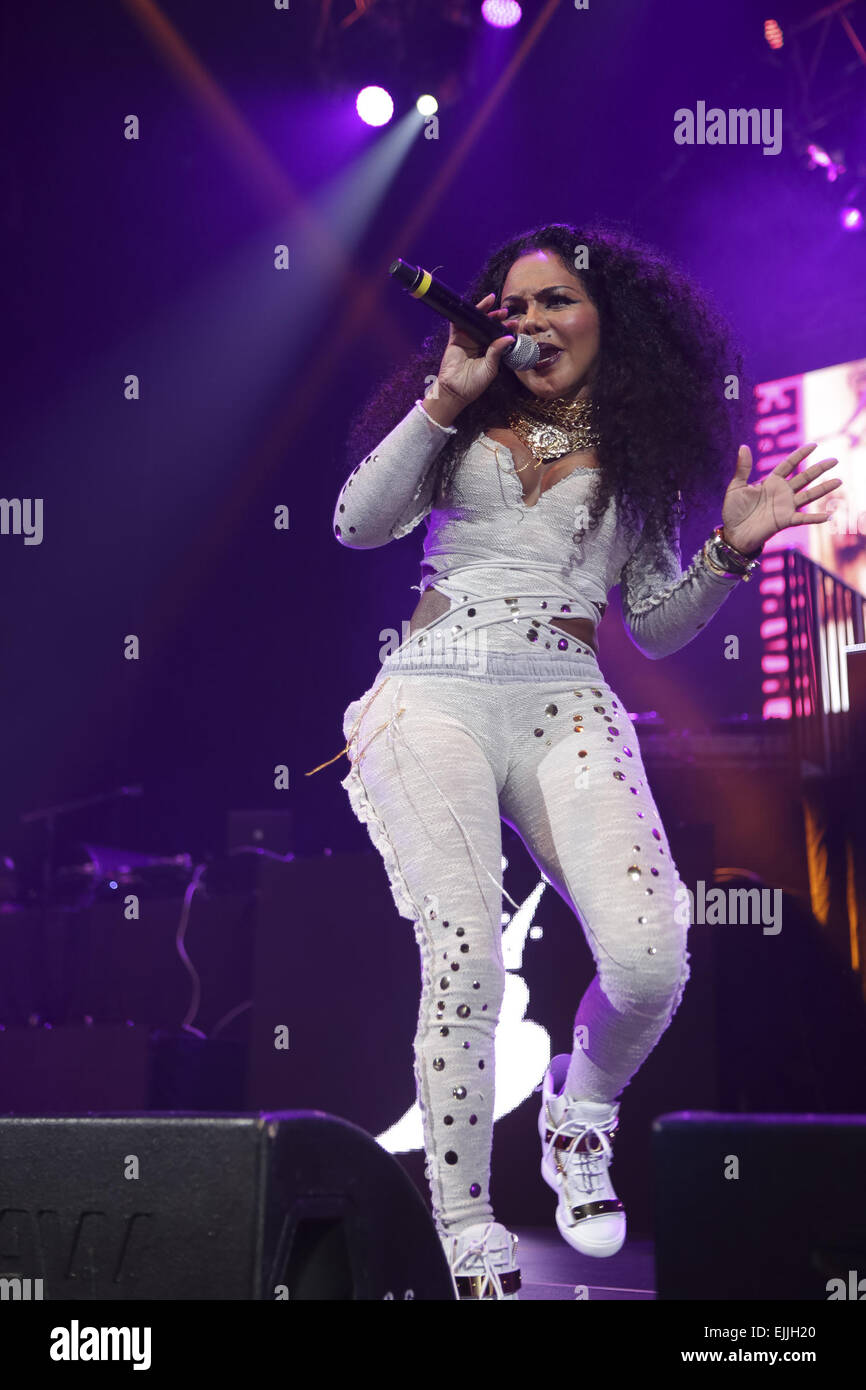 Rapper Lil' Kim performs live on stage during the Source360 at The ...