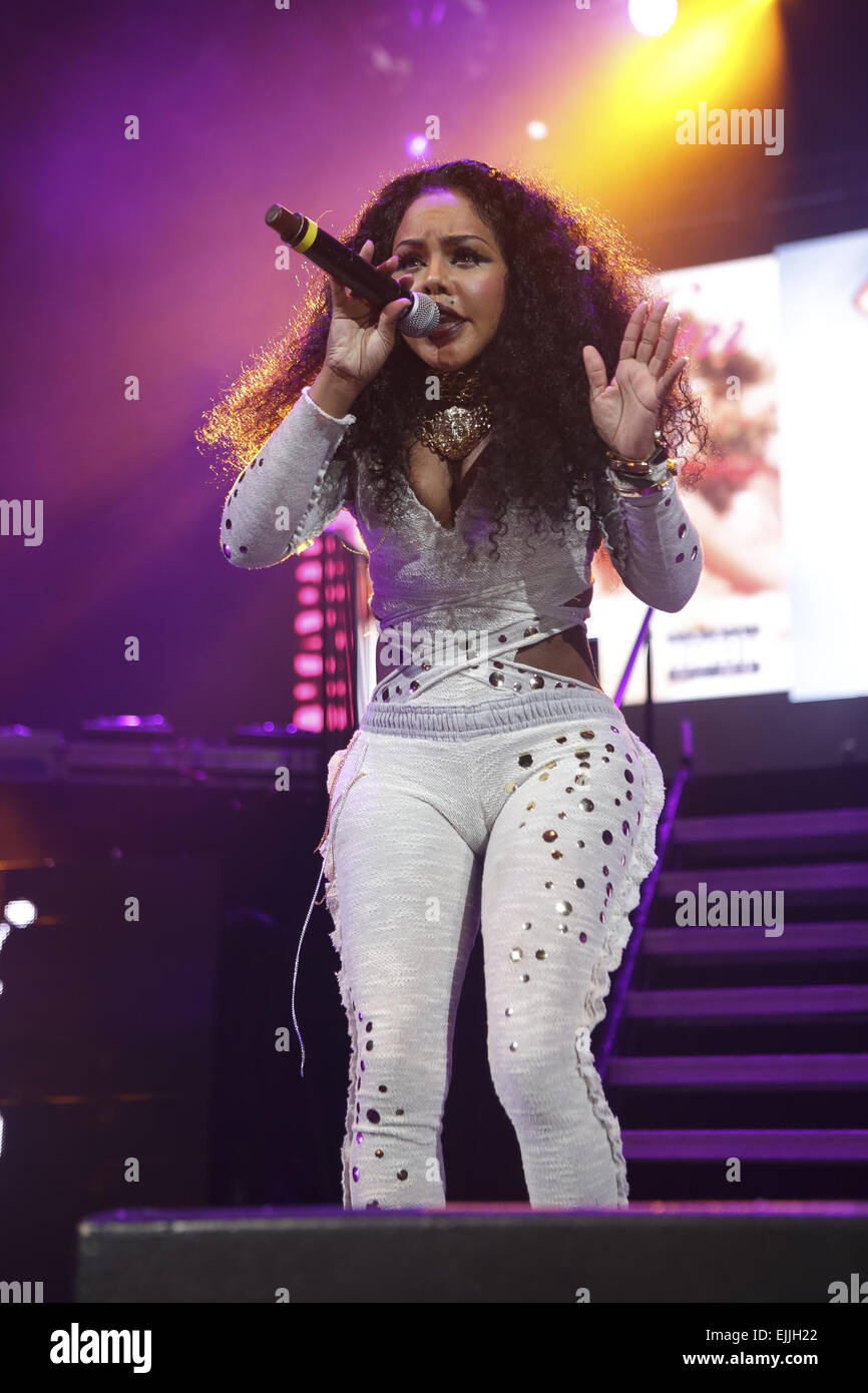 Rapper Lil' Kim performs live on stage during the Source360 at The ...
