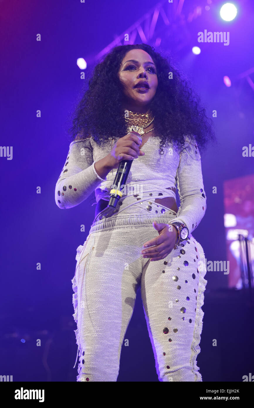 Rapper Lil' Kim performs live on stage during the Source360 at The ...