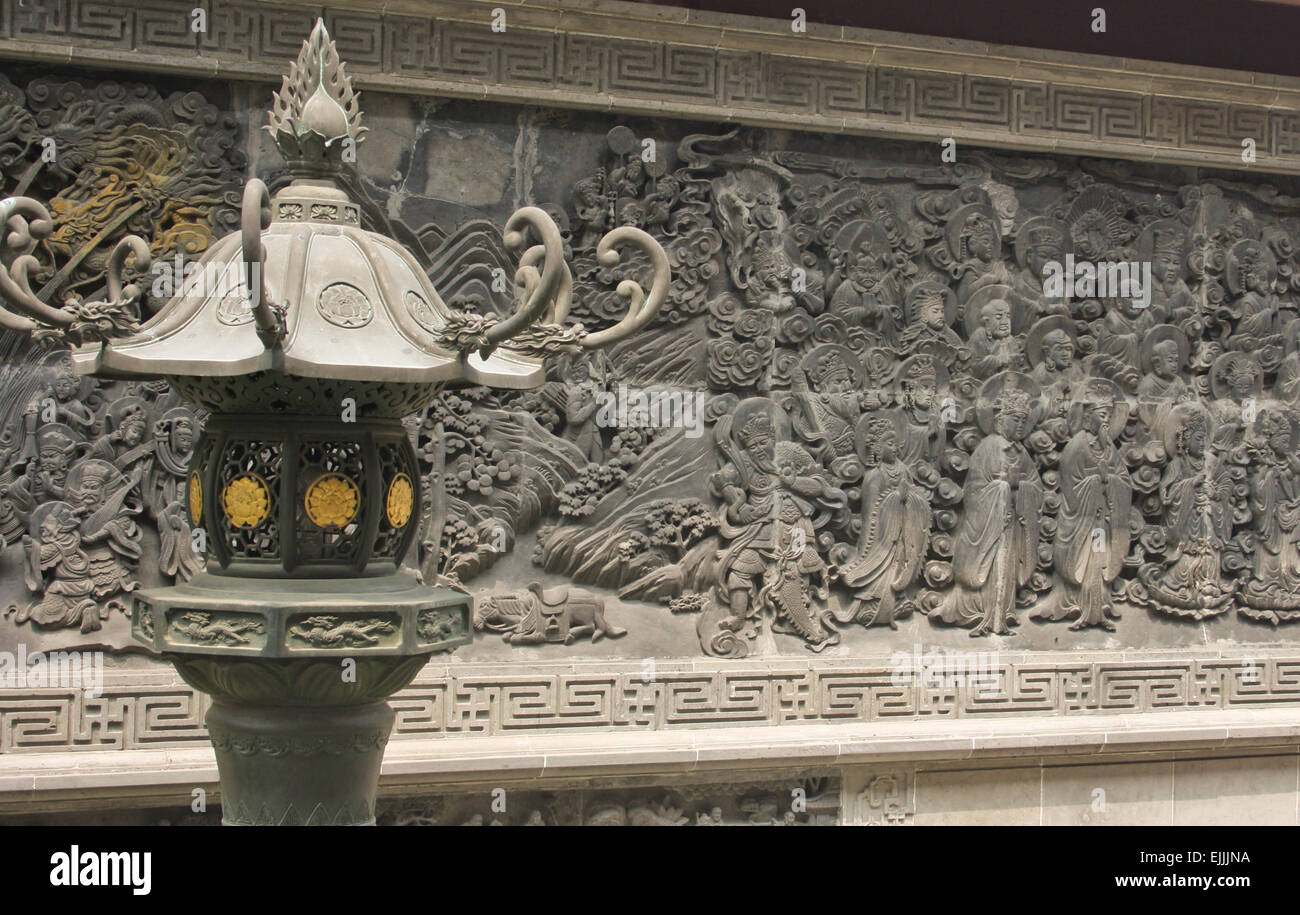 wall of the ancient Chinese castle Stock Photo - Alamy