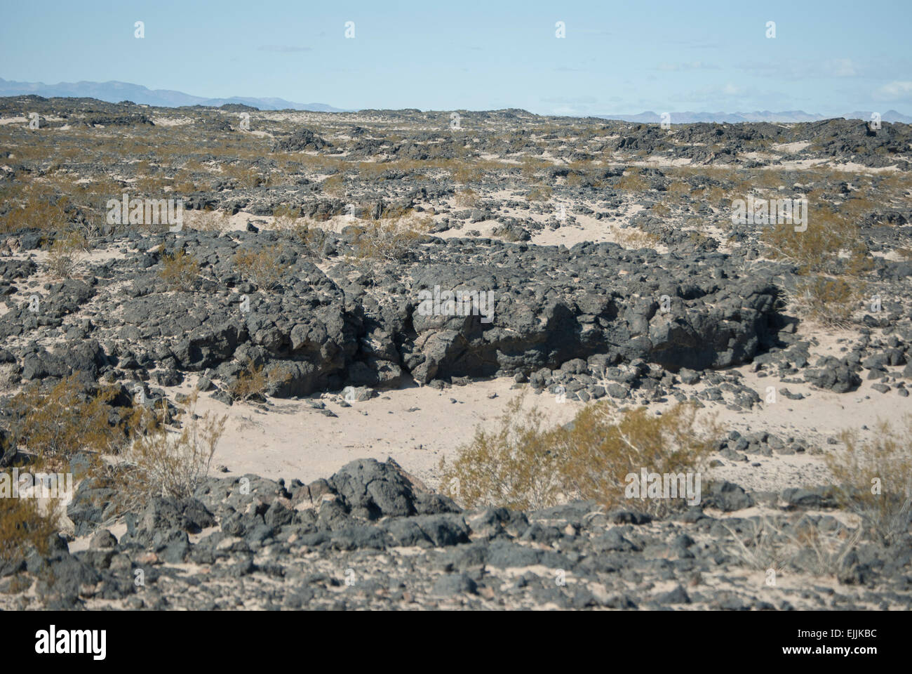 Amboy crater volcano desert hi-res stock photography and images - Alamy