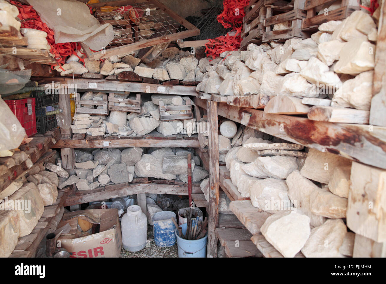 Storeroom hi-res stock photography and images - Alamy