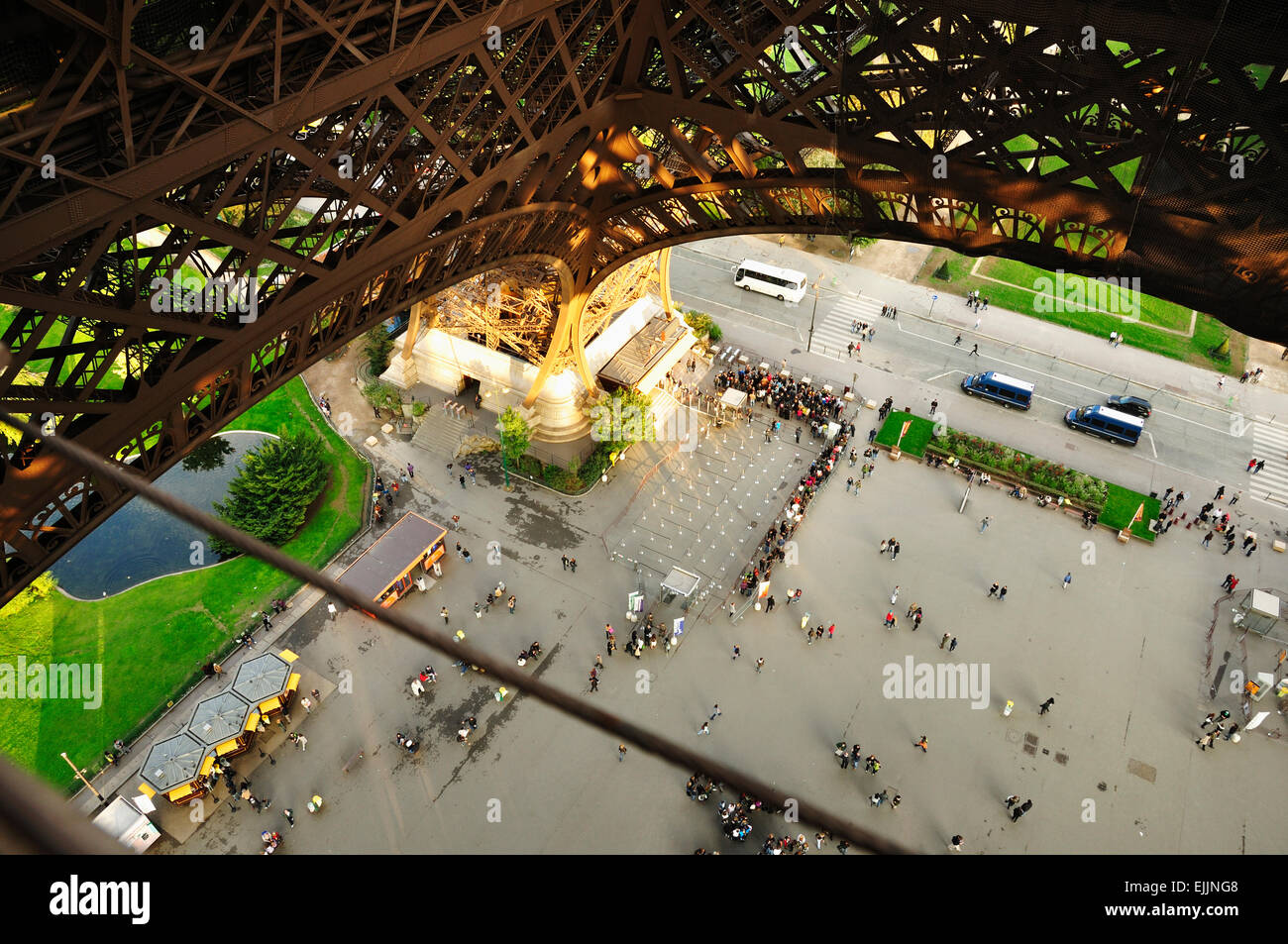 Eiffel tower pillars hi-res stock photography and images - Alamy