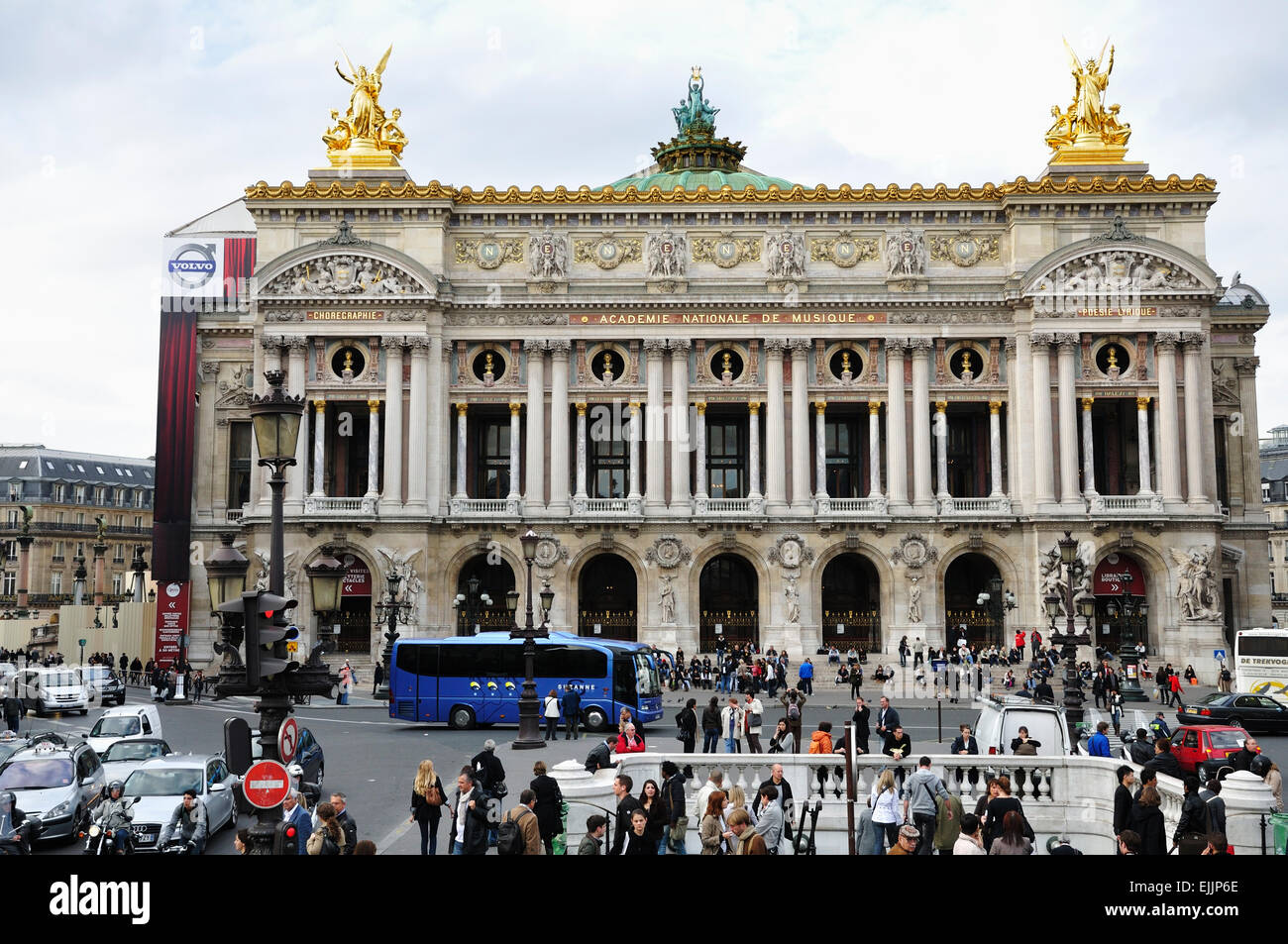 Palais garnier paris orchestra hi-res stock photography and images - Alamy
