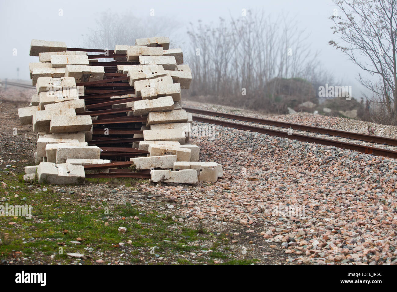 Concrete railway sleepers hi-res stock photography and images - Alamy
