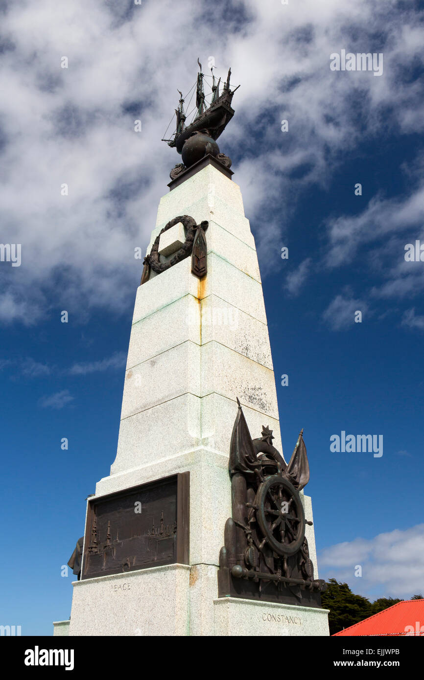 War ships falklands war hi-res stock photography and images - Alamy