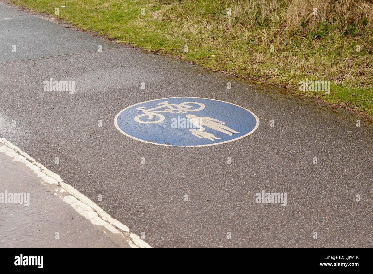 Cycle and people symbols hi-res stock photography and images - Alamy