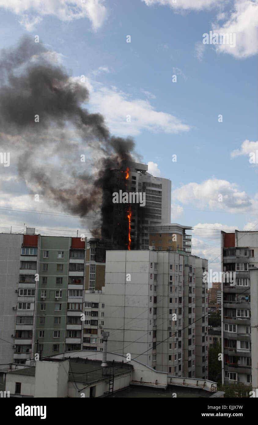 burning multi-storey building, Moscow, Russia, disaster Stock Photo - Alamy