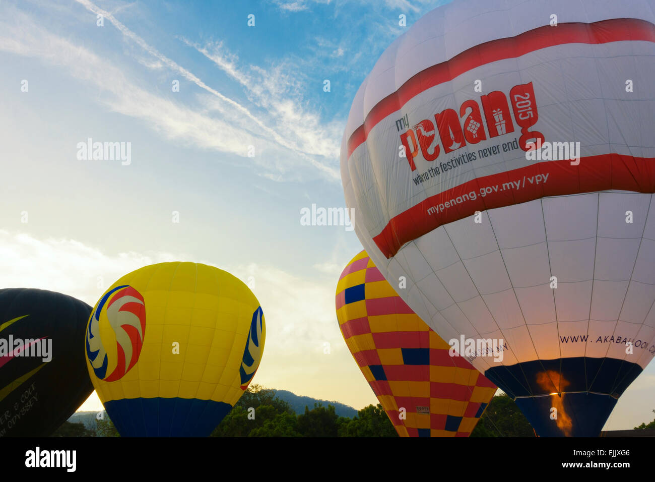 Tethered balloon fiesta festival hi-res stock photography and images ...