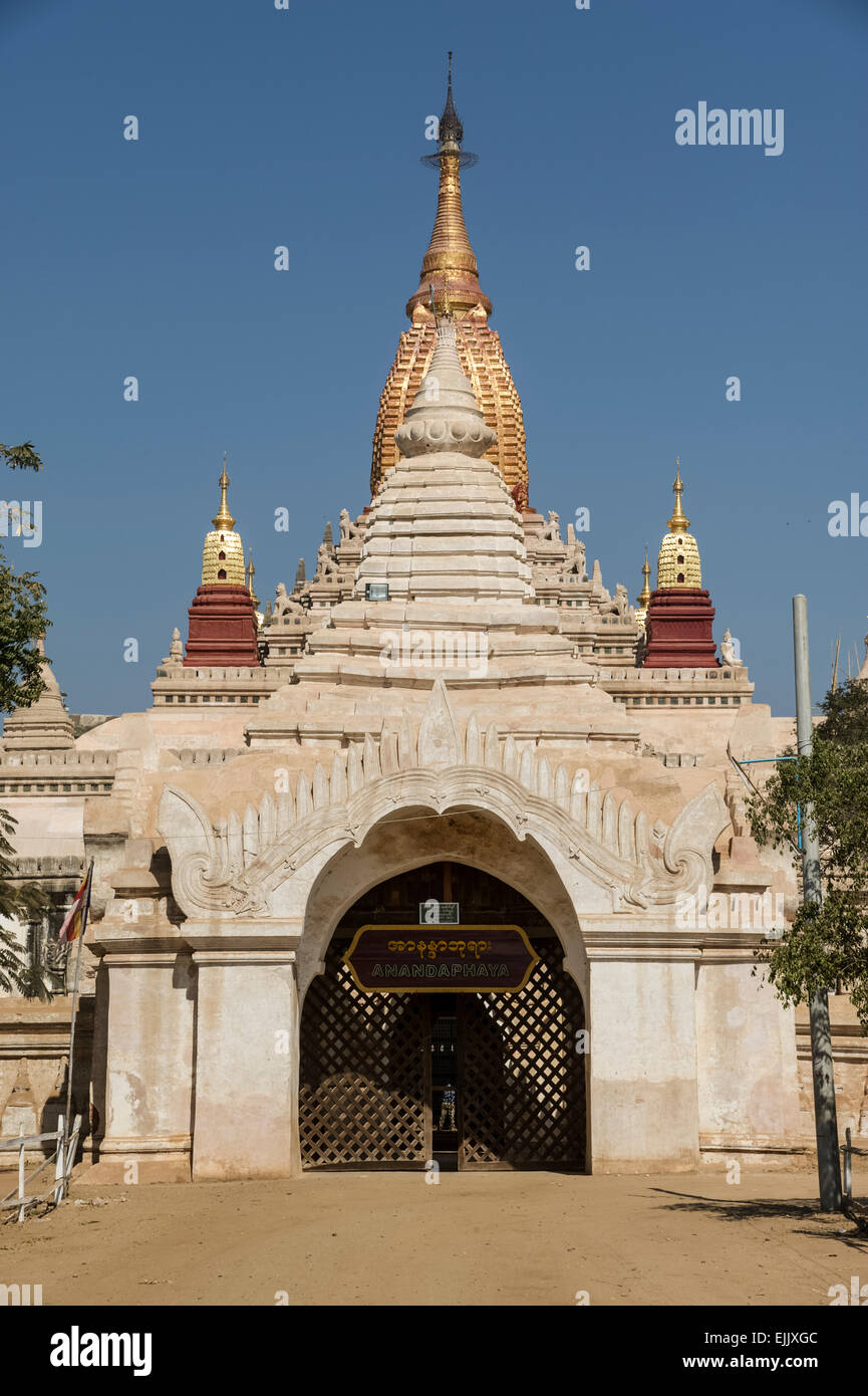 The Buddhist Temple of Ananda Phaya at Began Stock Photo - Alamy