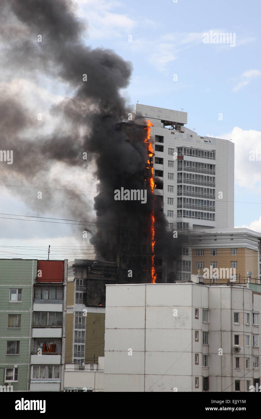 burning multi-storey building, Moscow, Russia, disaster Stock Photo - Alamy