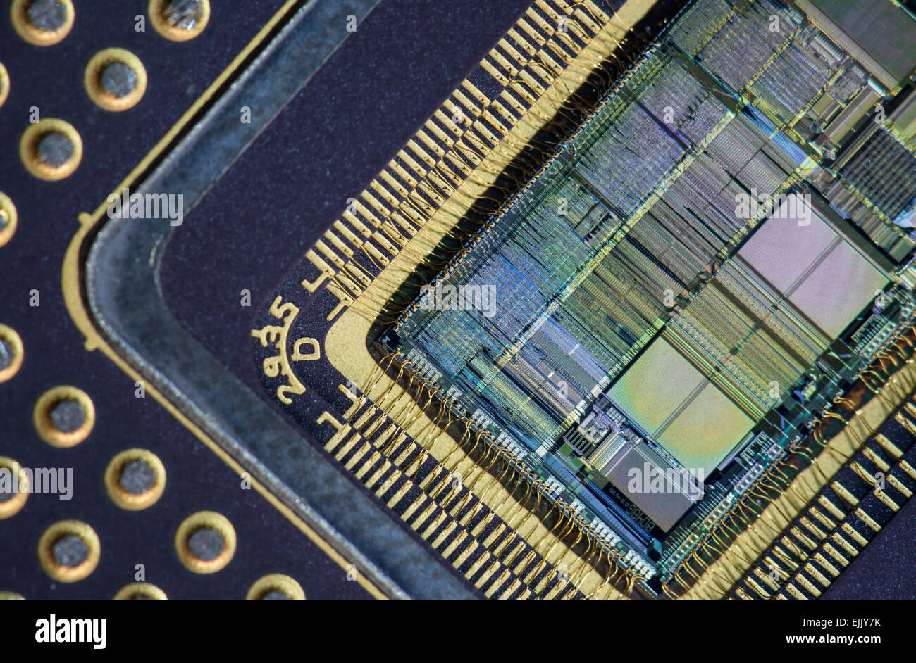 Close-up of an opened Intel 80486DX (i486) microprocessor, one of the ... Close-up of an opened Intel 80486DX (i486) microprocessor, one of the ...