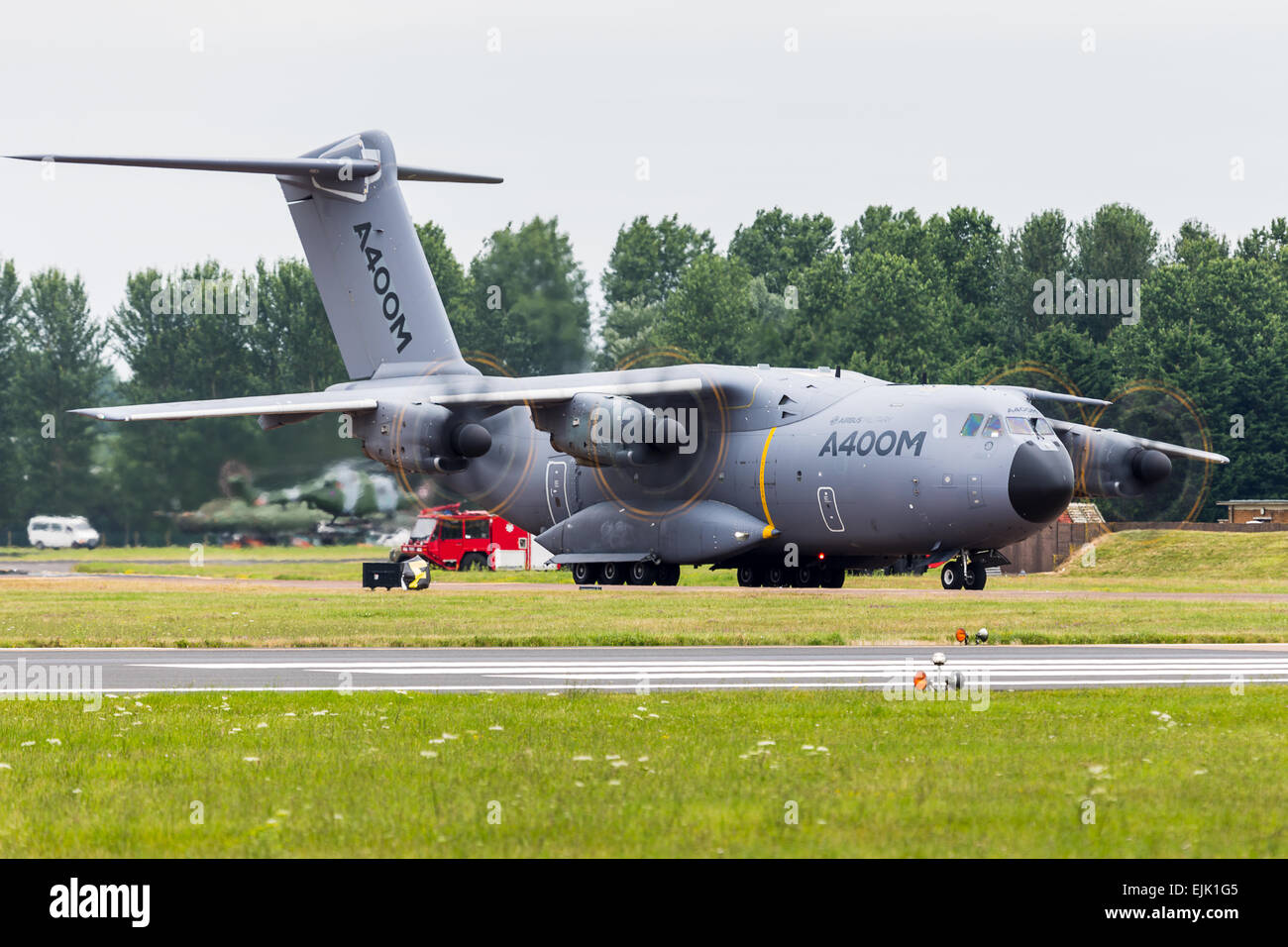 Raf a400 hi-res stock photography and images - Alamy