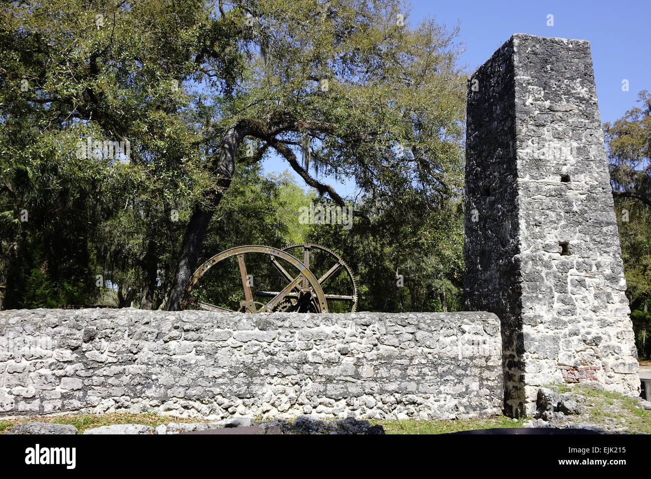 Old sugar mill ruins hi-res stock photography and images - Alamy