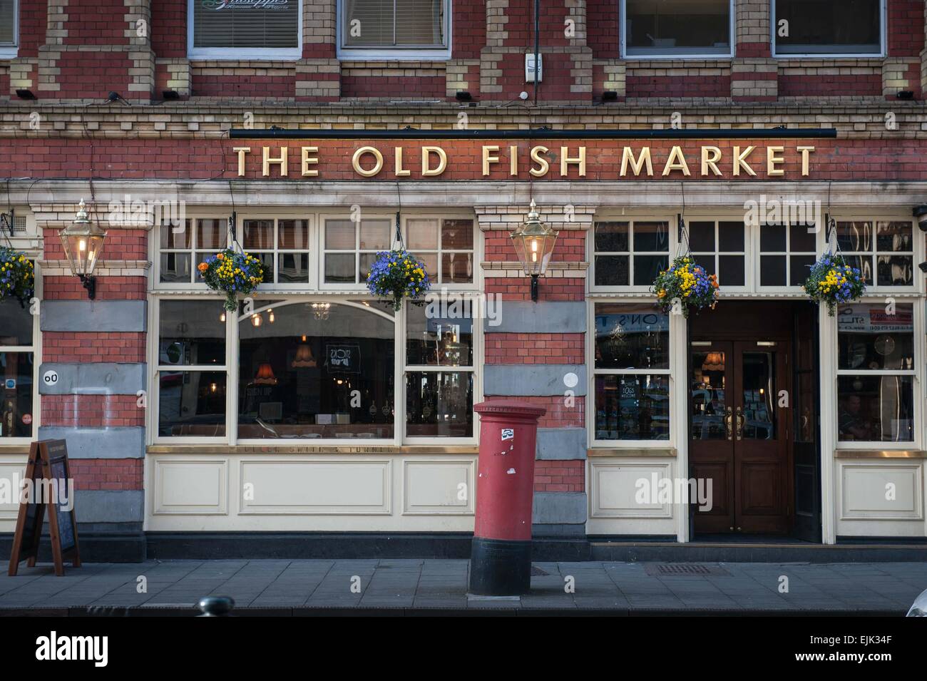 Old fish market hi-res stock photography and images - Alamy