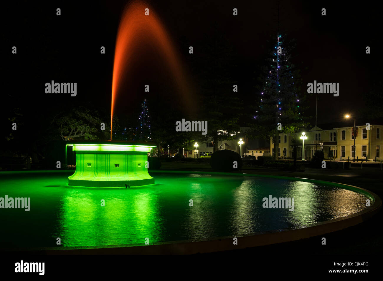 The Tom Parker art deco fountain at night with artifical lighting ...