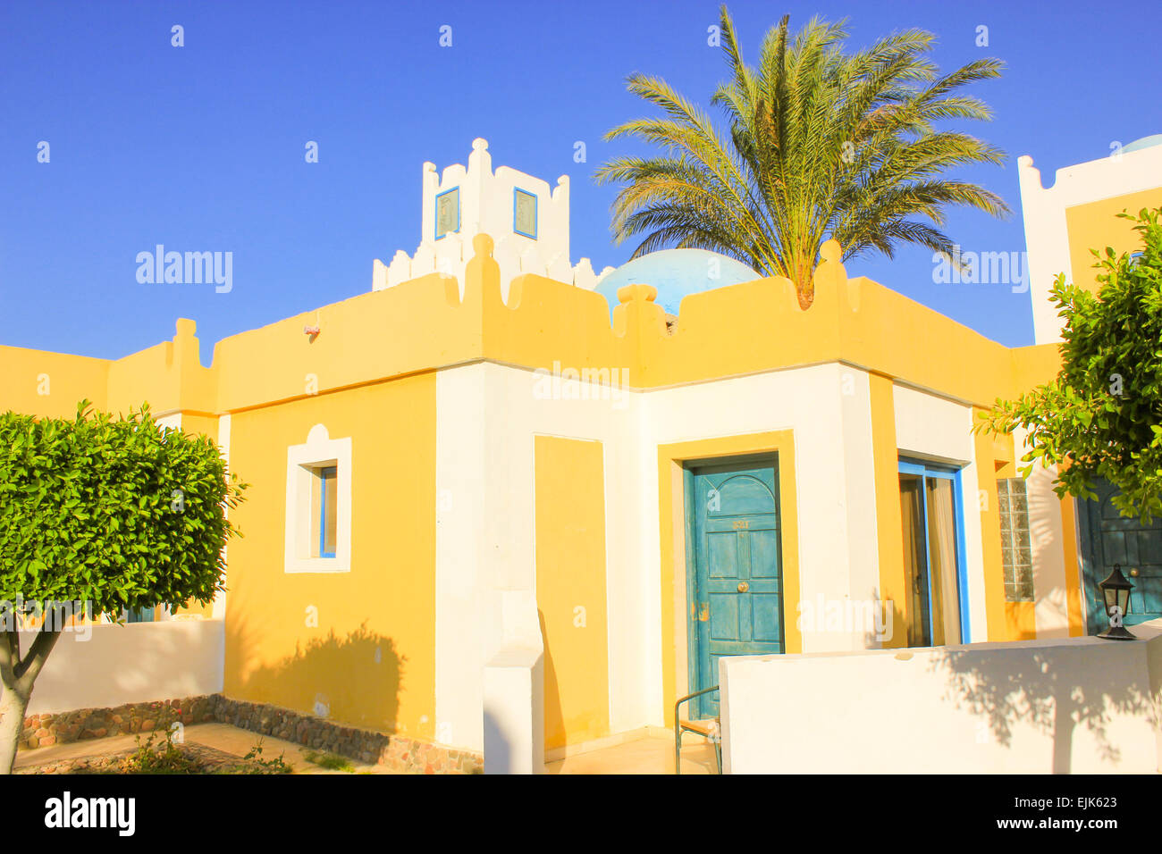 Arabian traditional House at Sun Light Stock Photo - Alamy