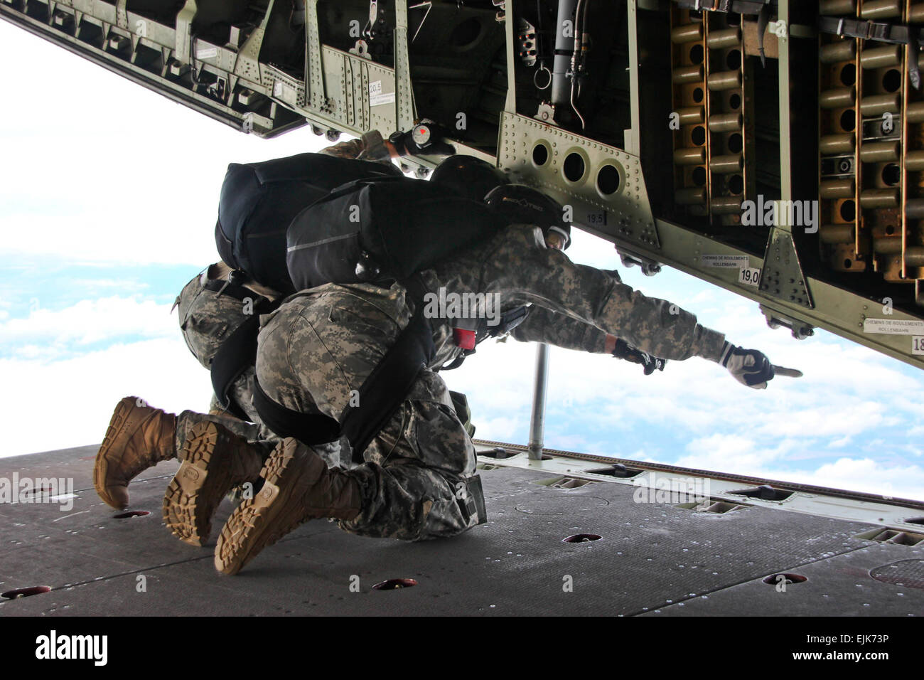 Jumpmasters hi-res stock photography and images - Alamy