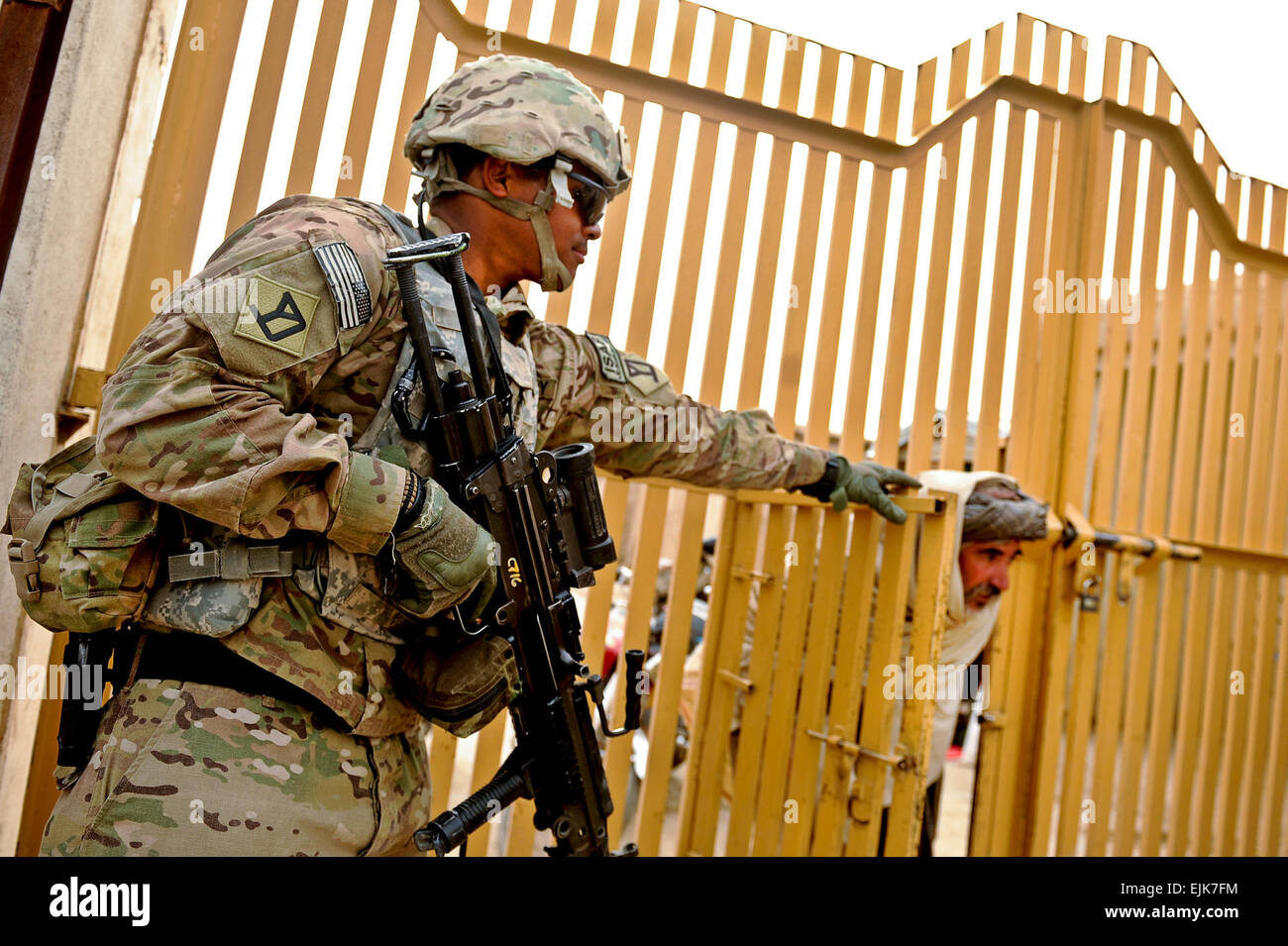 Automatic rifleman hi-res stock photography and images - Alamy