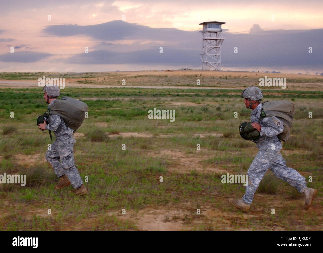508th parachute infantry regiment hi-res stock photography and images ...