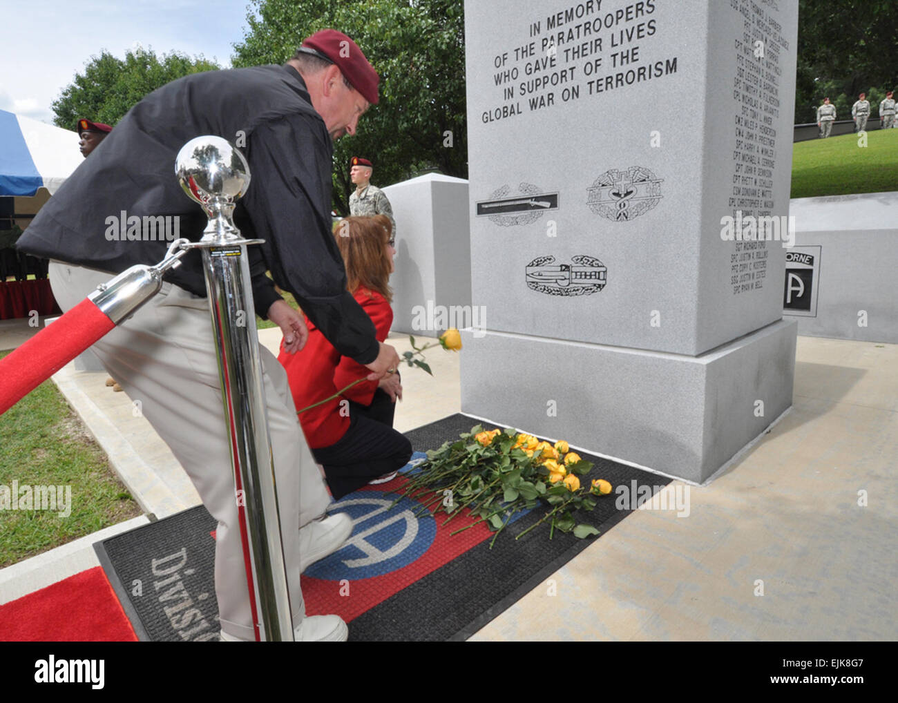 82nd airborne division held hi-res stock photography and images - Alamy