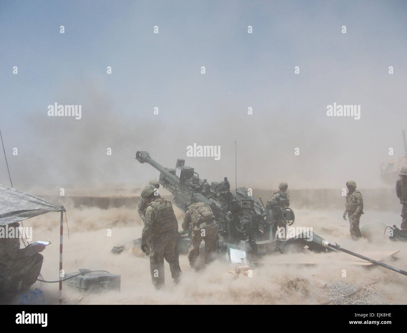 Soldiers from 3rd Howitzer Section, Alpha Battery, 2-8th Field ...