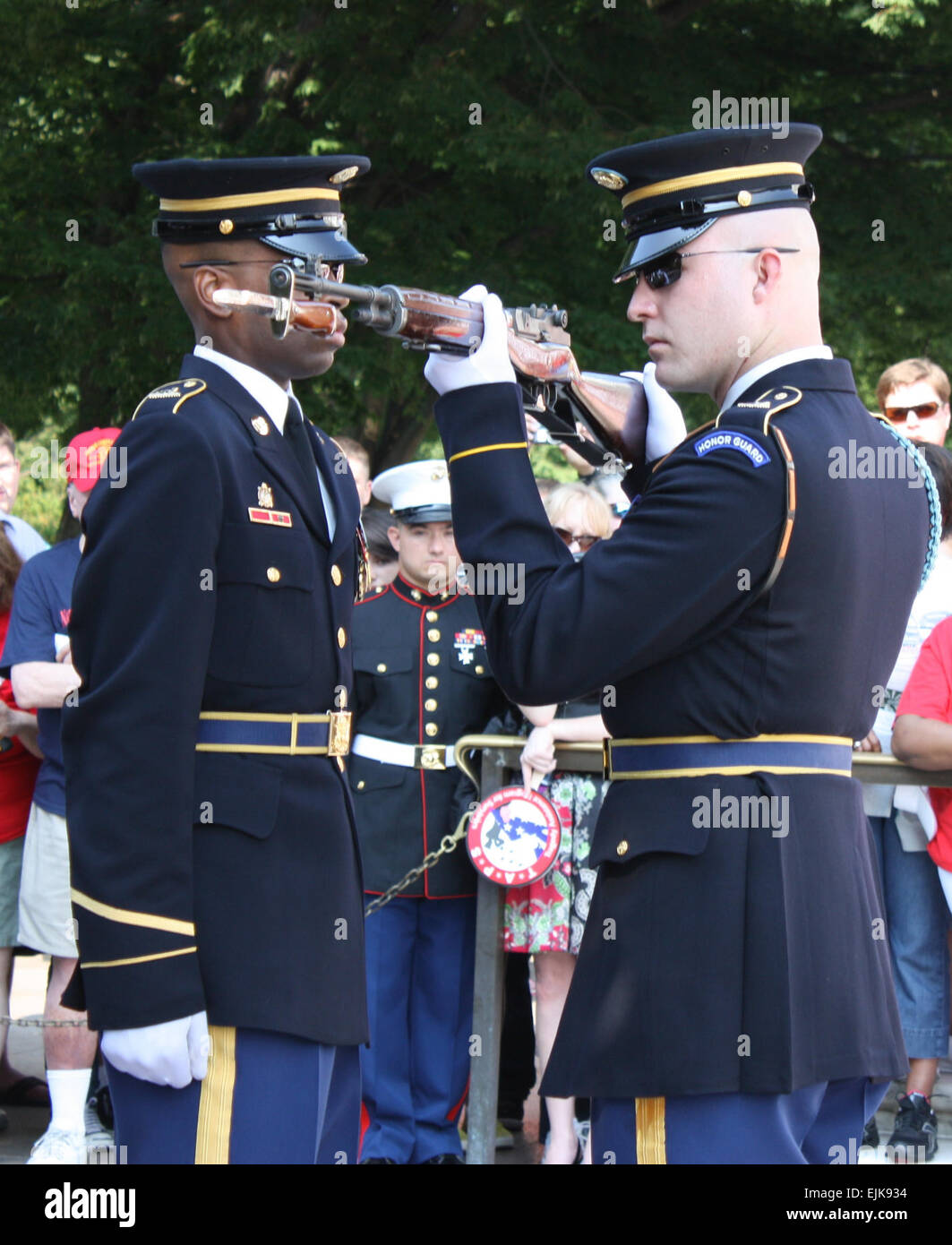 Old guard arlington hi-res stock photography and images - Alamy