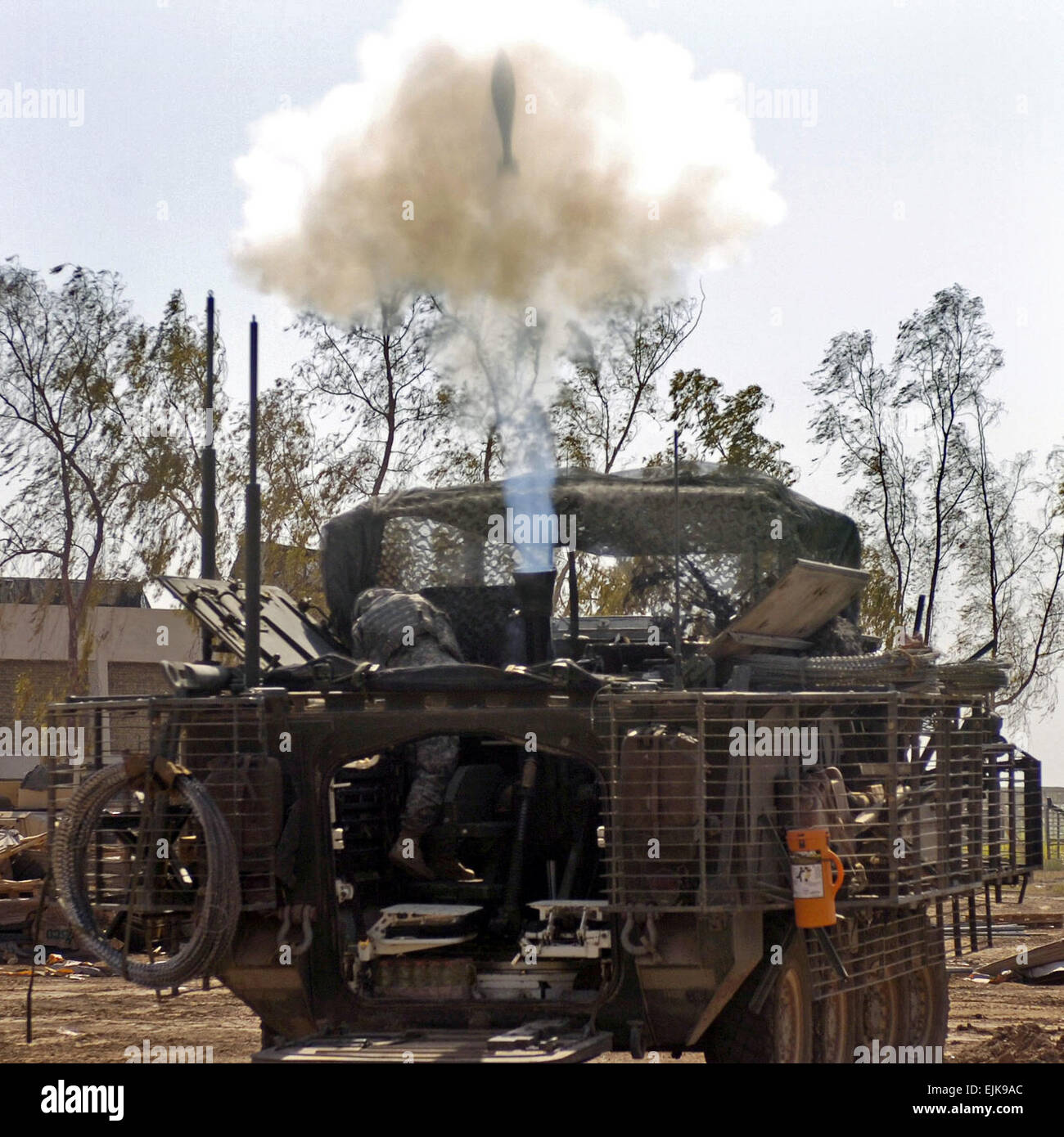 U.S. Army Soldiers of Alpha Troop, 2nd Squadron, 1st Cavalry Regiment ...