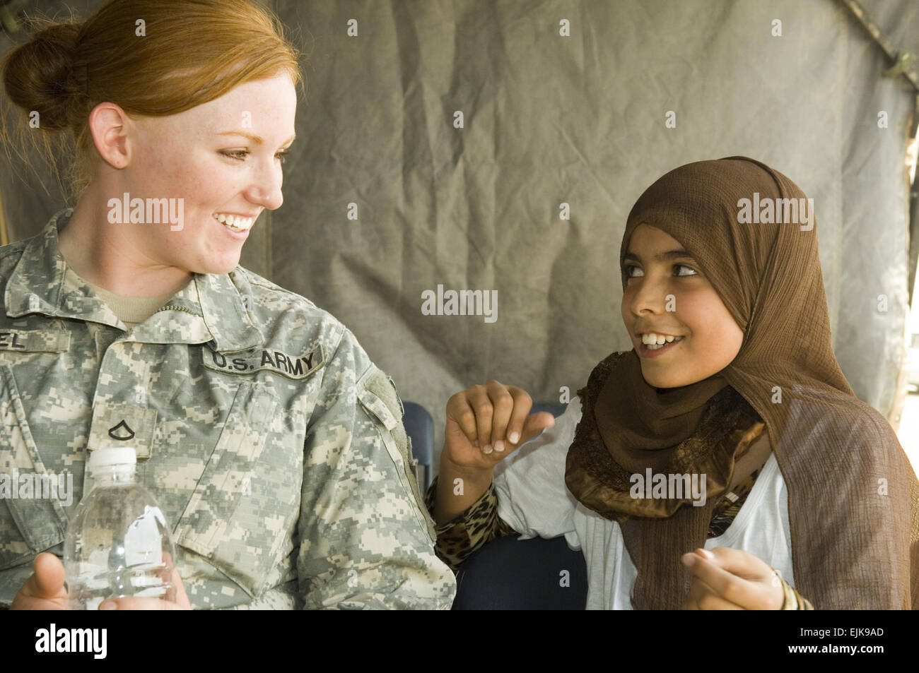 Ancient ziggurat at ali air base iraq hi-res stock photography and ...