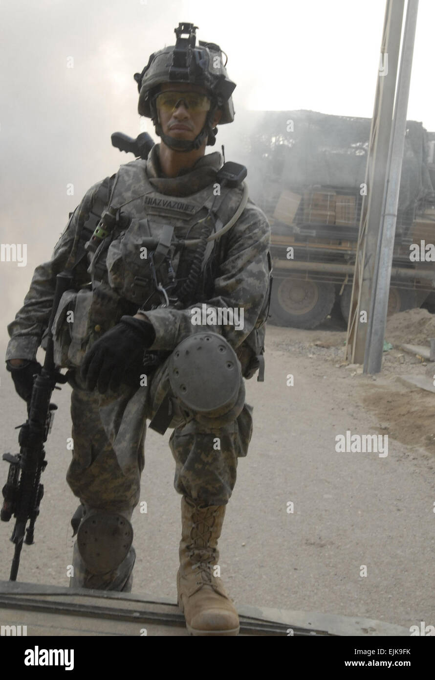 Diyala iraq 3 soldiers tarmiyah hi-res stock photography and images - Alamy