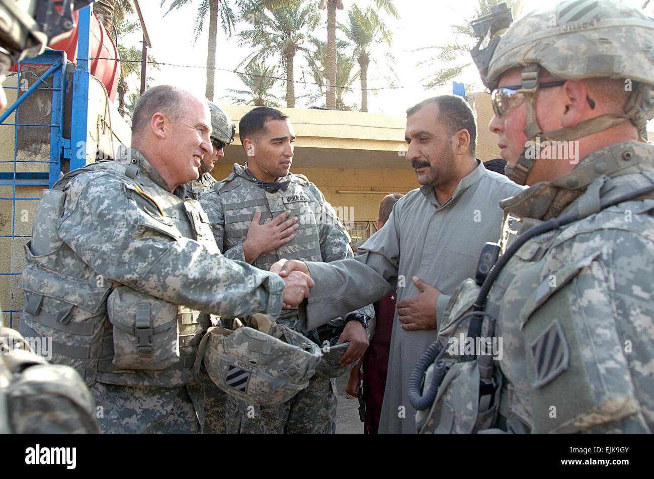 Fob falcon hi-res stock photography and images - Alamy