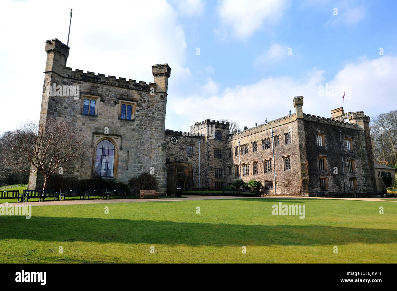 Towneley hall burnley hi-res stock photography and images - Alamy