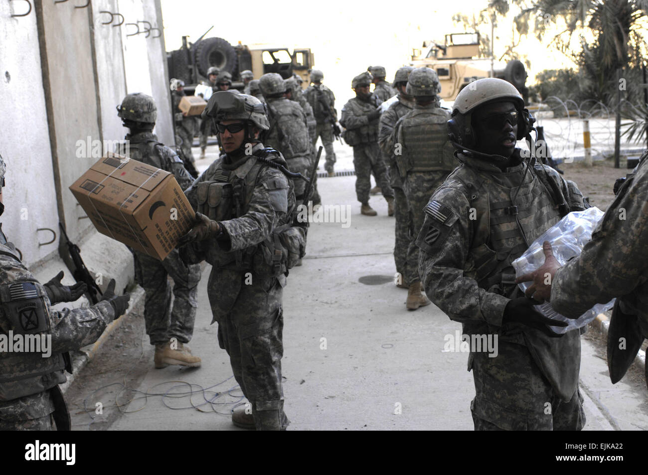 U.S. Army Soldiers assigned to 4th Brigade, 10th Mountain Division re ...