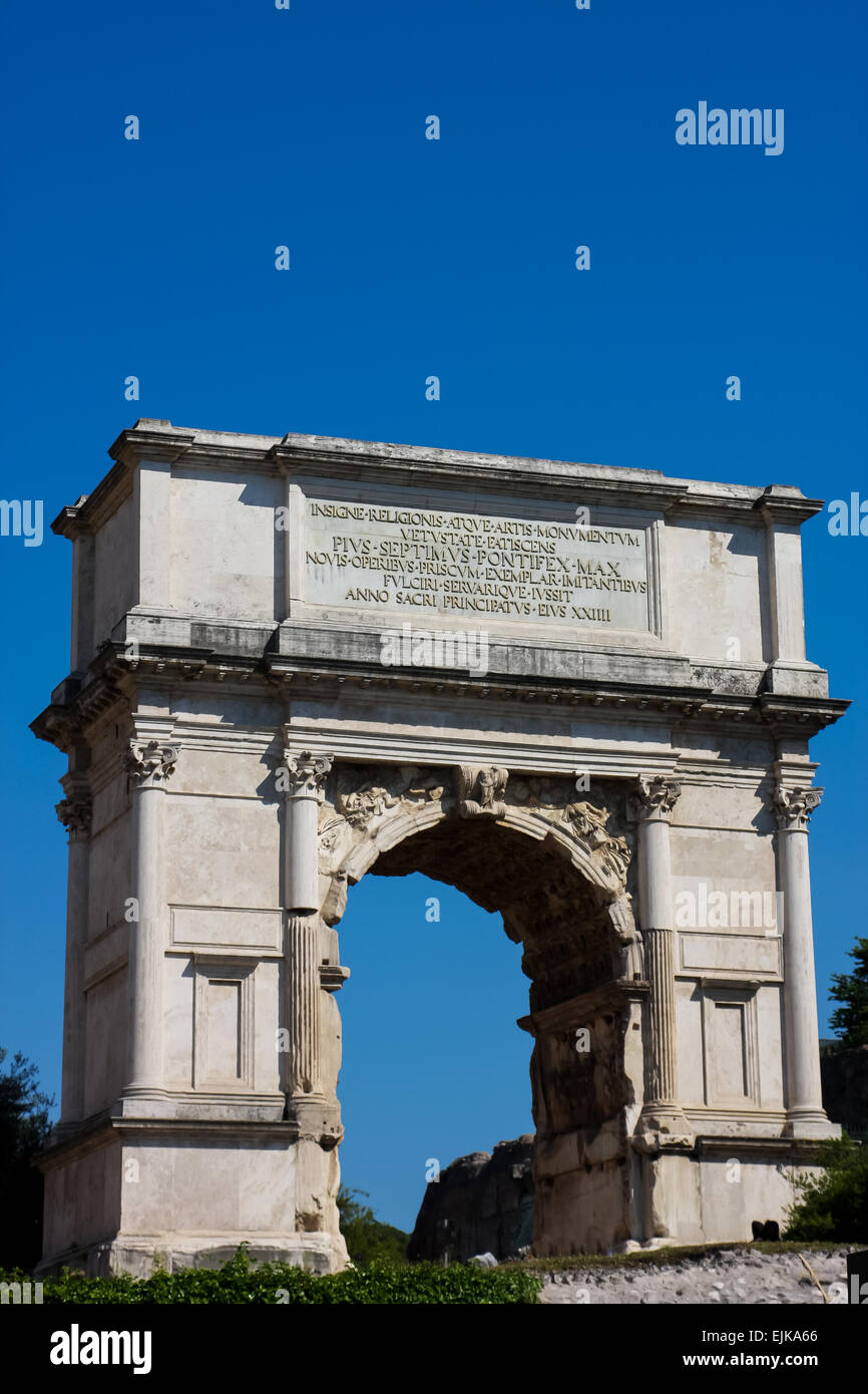 Triumphal arc at Roman Forum in Rome, Italy Stock Photo - Alamy