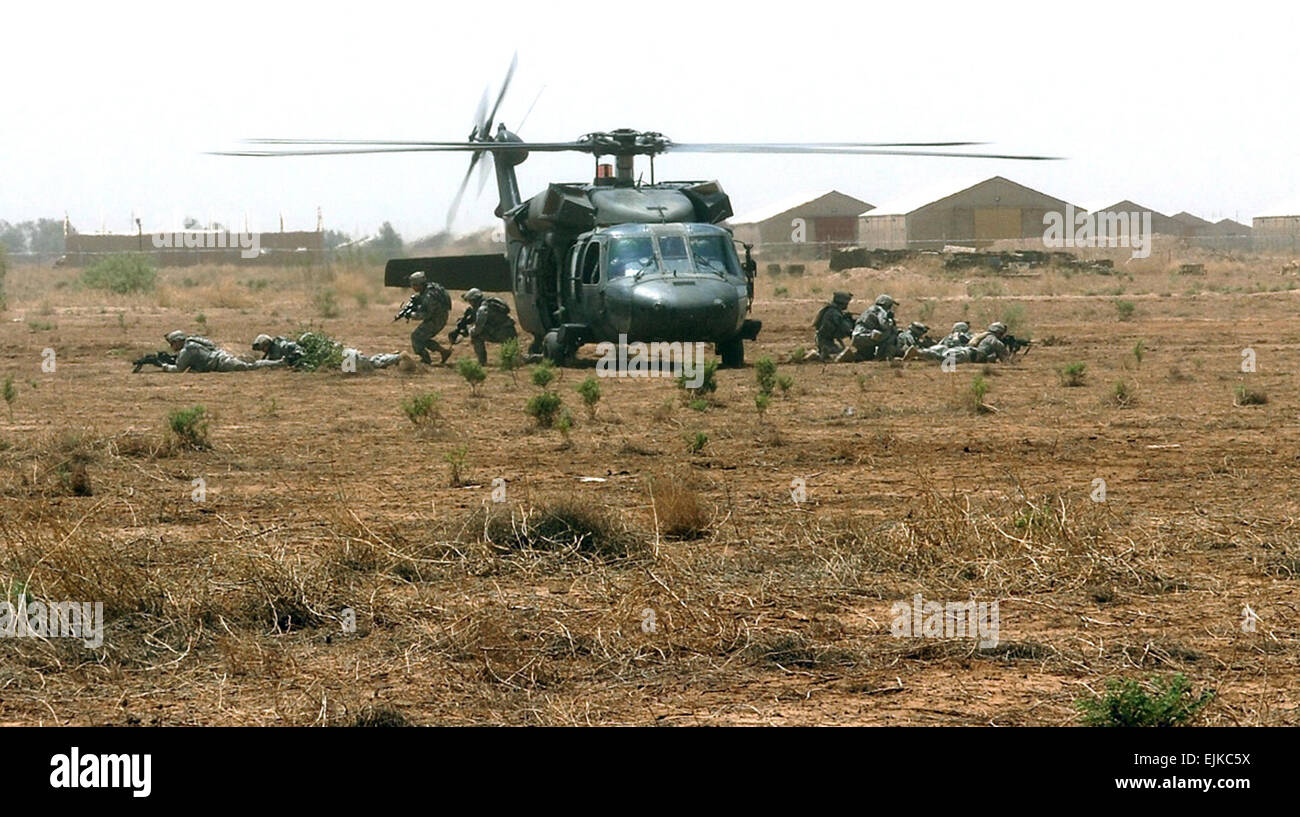 1st battalion 37th field artillery regiment hi-res stock photography ...