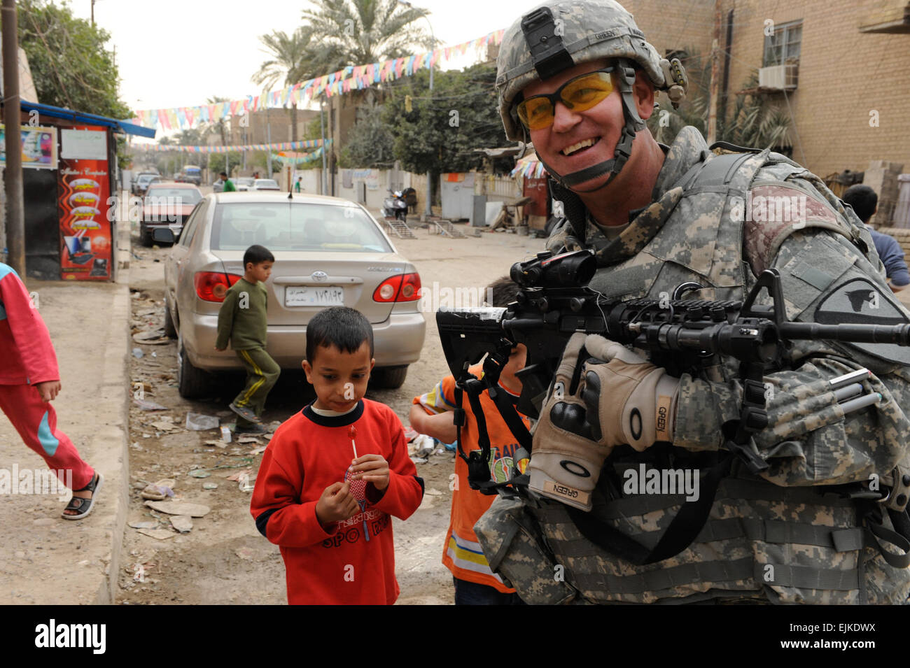 Iraq war talk hi-res stock photography and images - Alamy