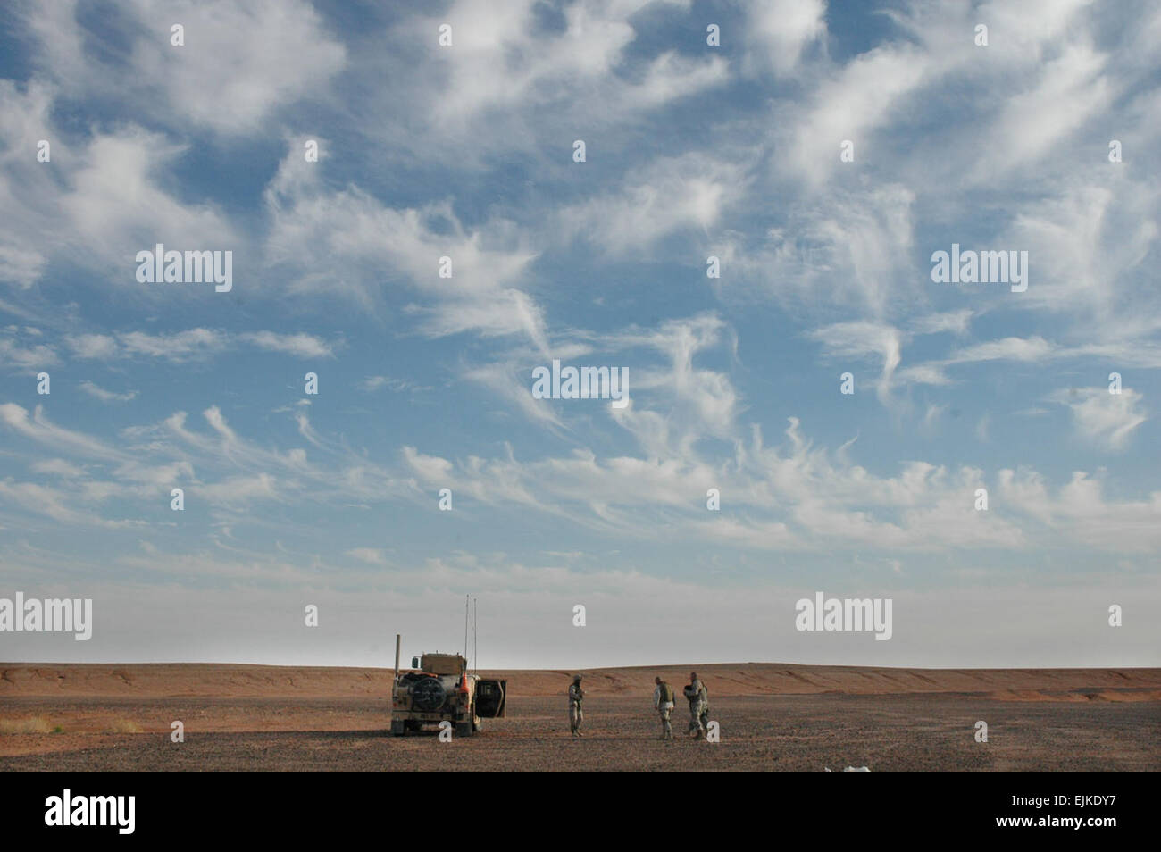 Soldiers guards the key route to Mecca in southwestern Iraq near the ...