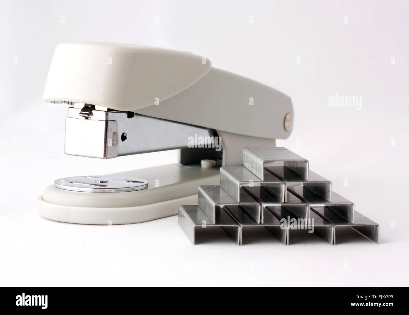 stapler and staples Stock Photo - Alamy