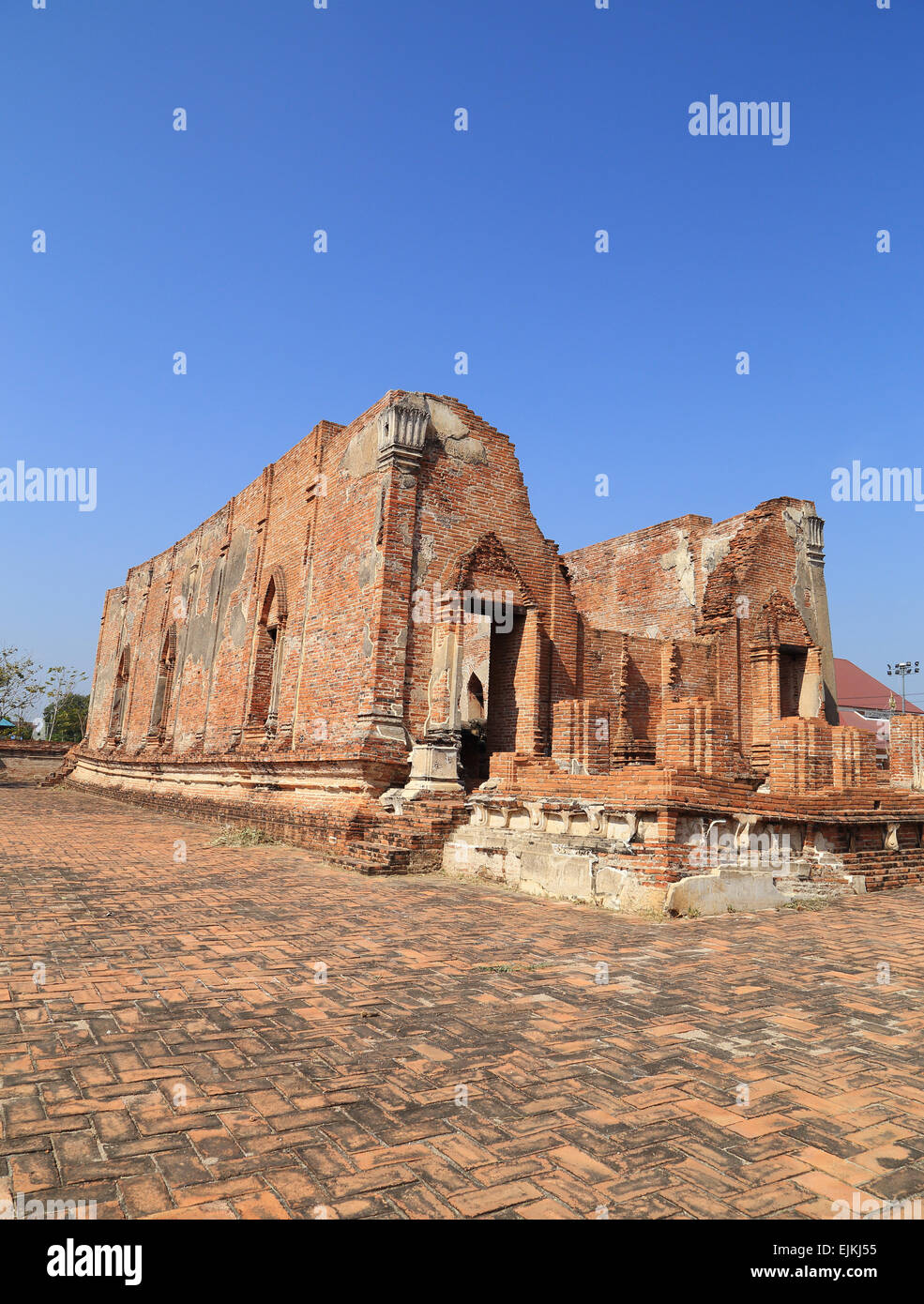 Ubosot (Ordination Hall) at Wat Khudeedao, the ruin of a Buddhist ...
