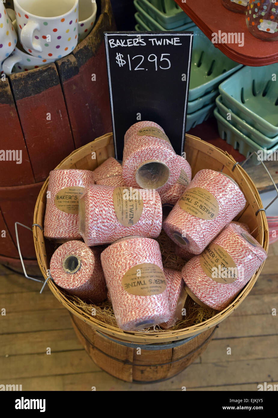 Bakers string hi-res stock photography and images - Alamy