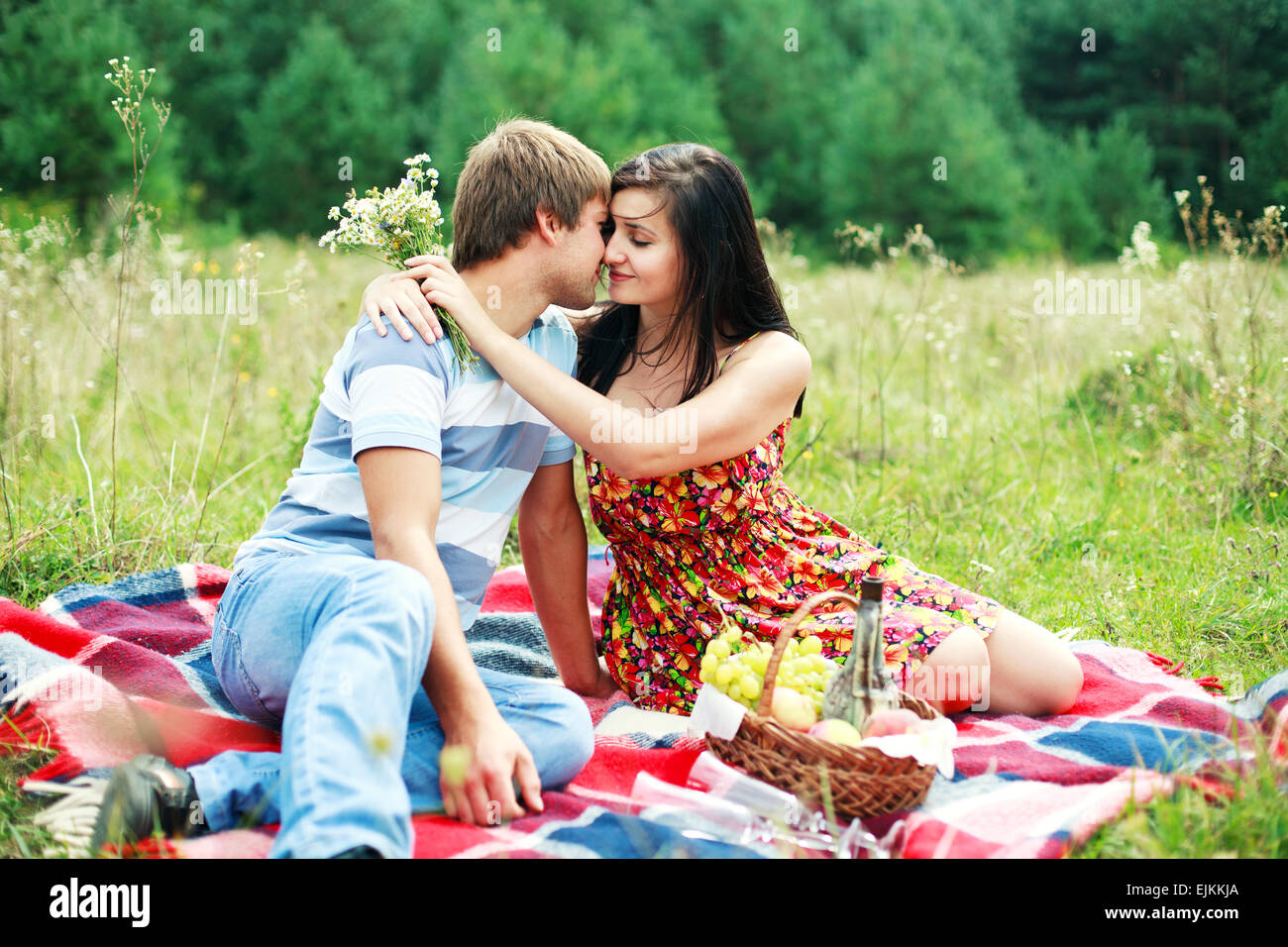 Loving couple in park hi-res stock photography and images - Alamy