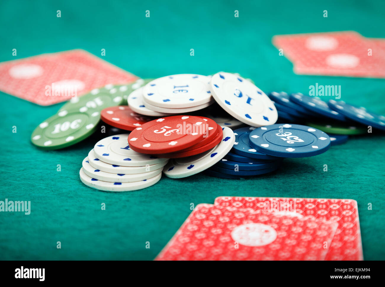 Poker chip trick hi-res stock photography and images - Alamy