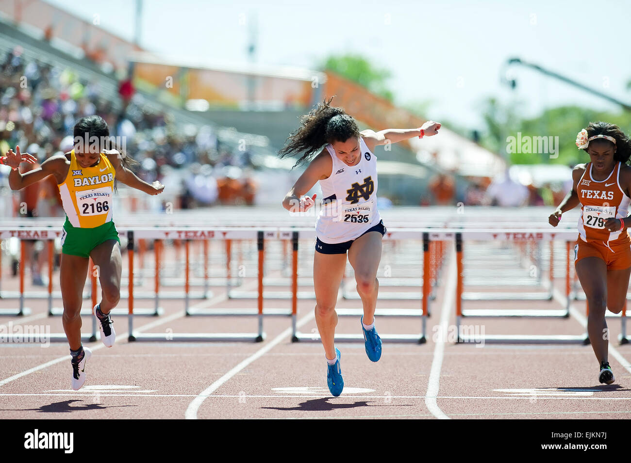 Womens 100 meter hurdles hi-res stock photography and images - Alamy