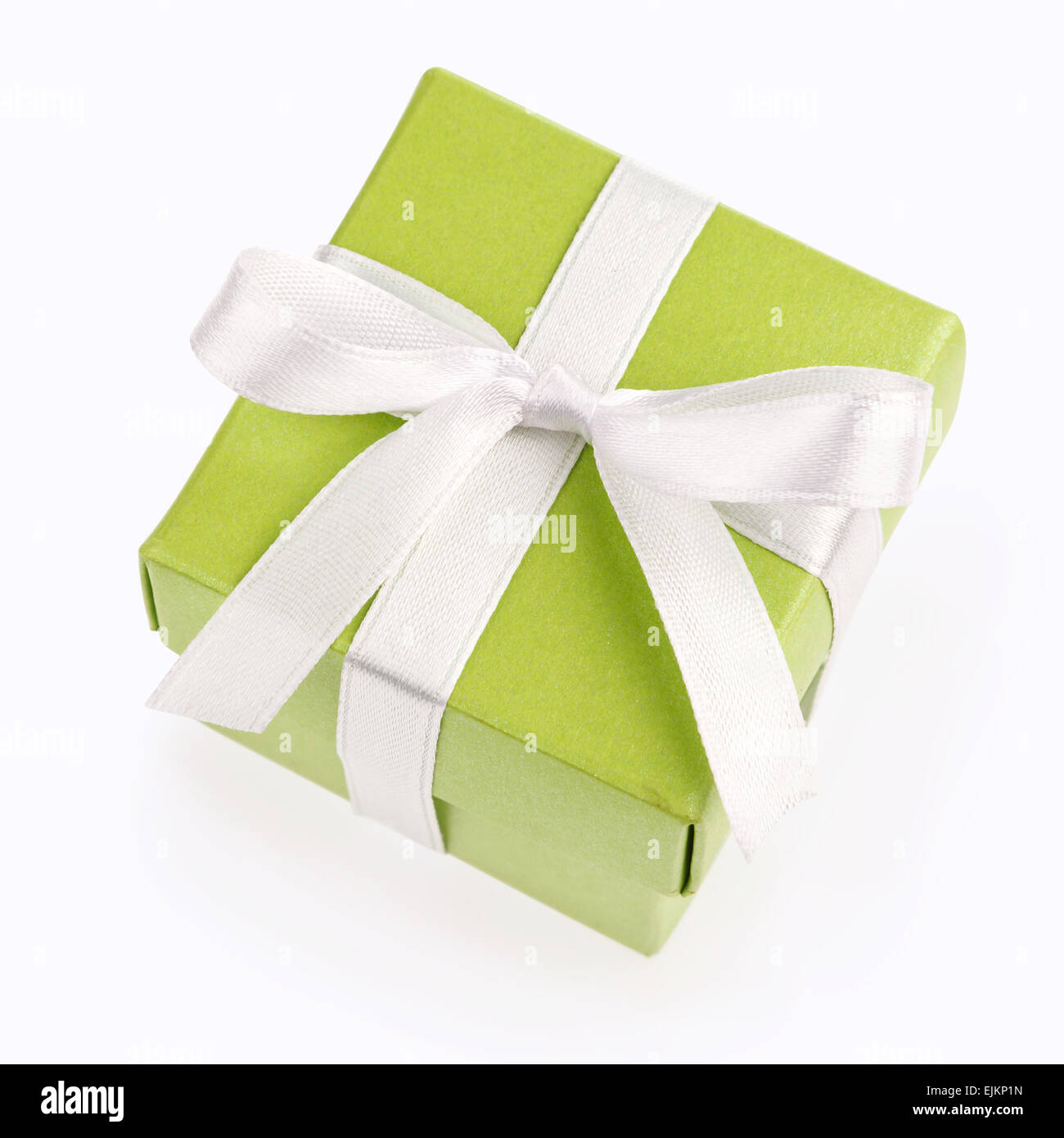 green gift box isolated Stock Photo - Alamy