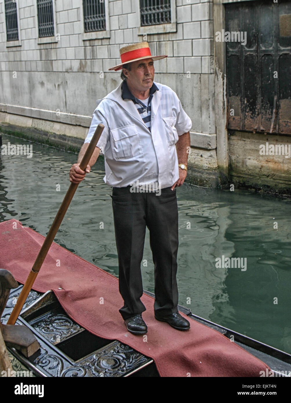 Venice, Province of Venice, ITALY. 6th Oct, 2004. A gondolier, wearing ...